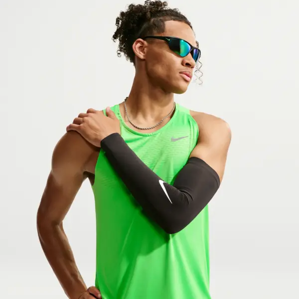 Nike Stride Dri-fit Adv Running Tank Top - Green
