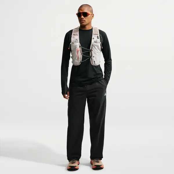 Nike High Stakes" Hiking Pants - Black