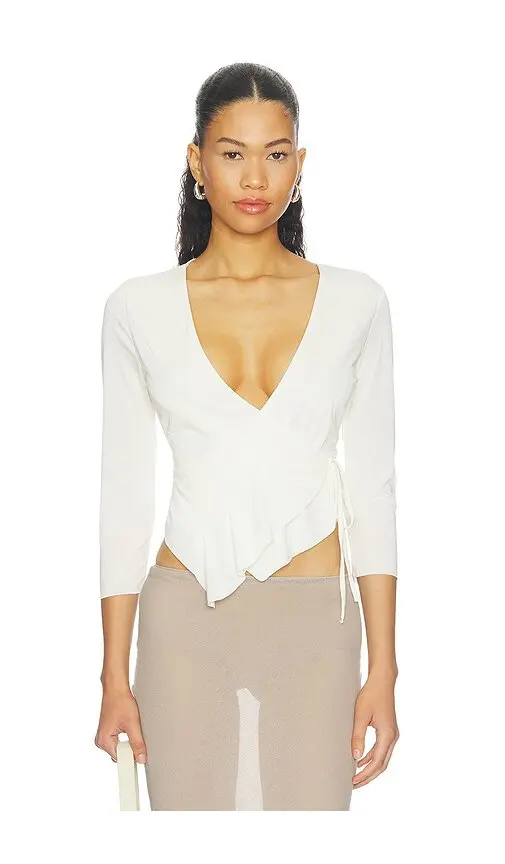 With Jéan Nelly Top In White
