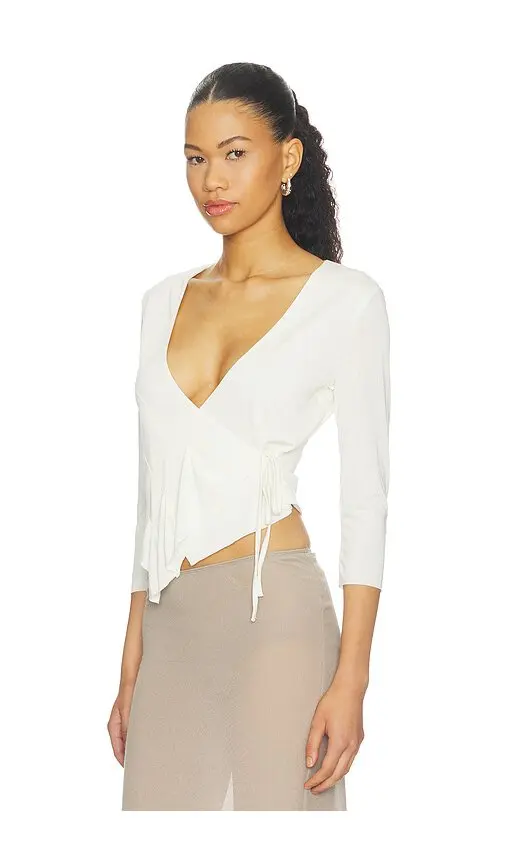 With Jéan Nelly Top In White