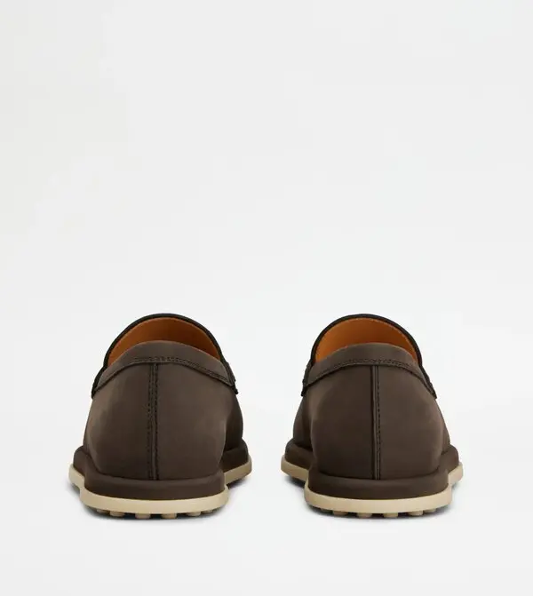TOD'S Round-toe Loafers