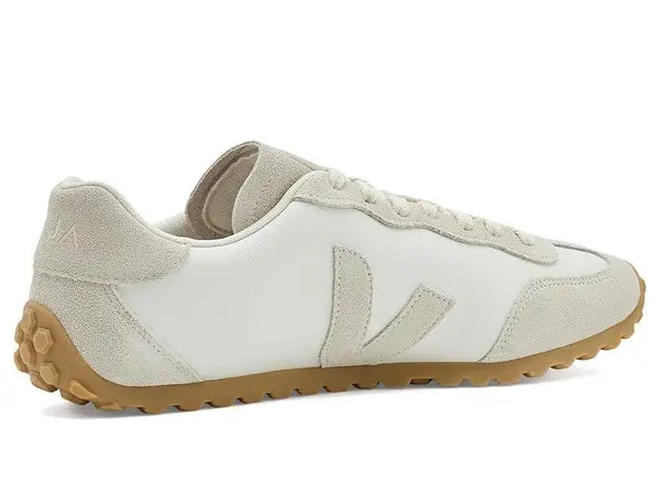 VEJA Gt Low-top Sneakers - White
