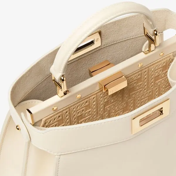 Fendi Peekaboo Iseeu Small Bag - Beige