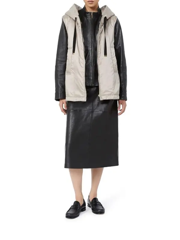 Max Mara Padded Vest With Hood In Waterproof Canvas - Cream