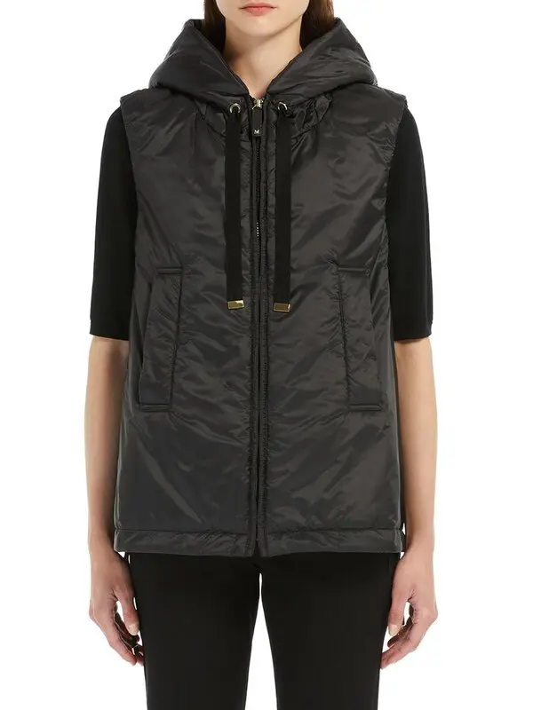 Max Mara Padded Vest With Hood In Waterproof Canvas - Black