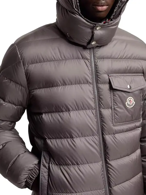 Moncler Verith Short Hooded Puffer Jacket