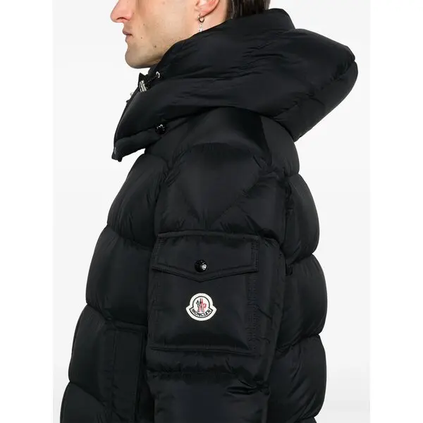 Moncler Quilted Down Jacket With Detachable Hood - Black
