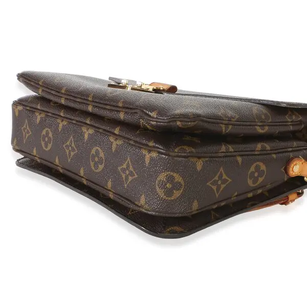 LOUIS VUITTON Monogram Canvas Pochette Metis Shoulder Bag