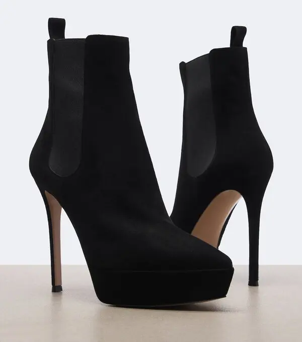 GIANVITO ROSSI Suede Platform Ankle Boots