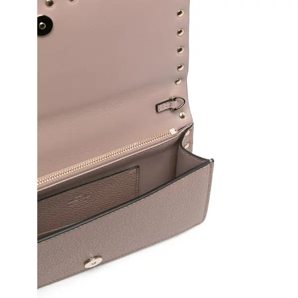 Valentino Garavani Rockstud Wallet With Chain - Pink