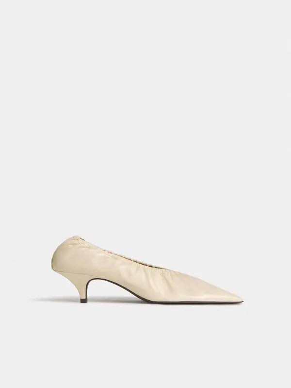 REFORMATION Calista Scrunch Heel - Ivory