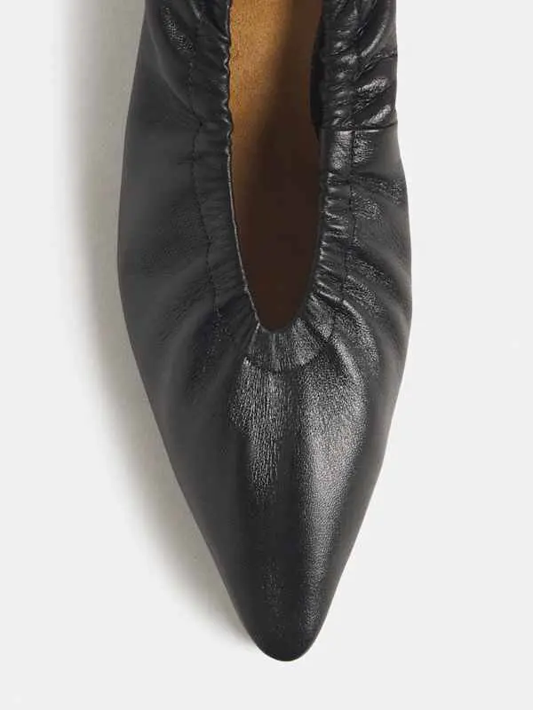 REFORMATION Calista Scrunch Heel Leather