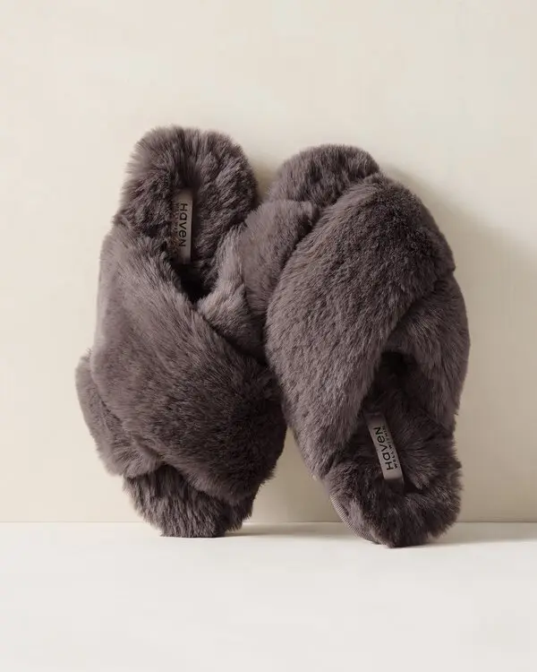 HAVEN WELL WITHIN Faux Fur Criss-cross Slippers - Dark Grey