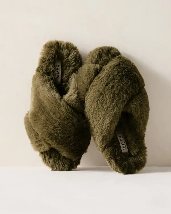 HAVEN WELL WITHIN Faux Fur Criss-cross Slippers - Dark Olive