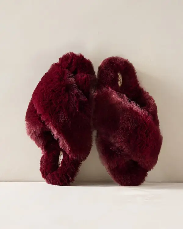 HAVEN WELL WITHIN Faux Fur Criss-cross Slippers - Mulled Wine