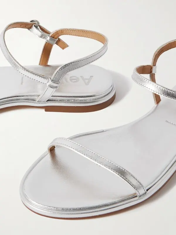 AeydĒ Round-headed Flat Sandals