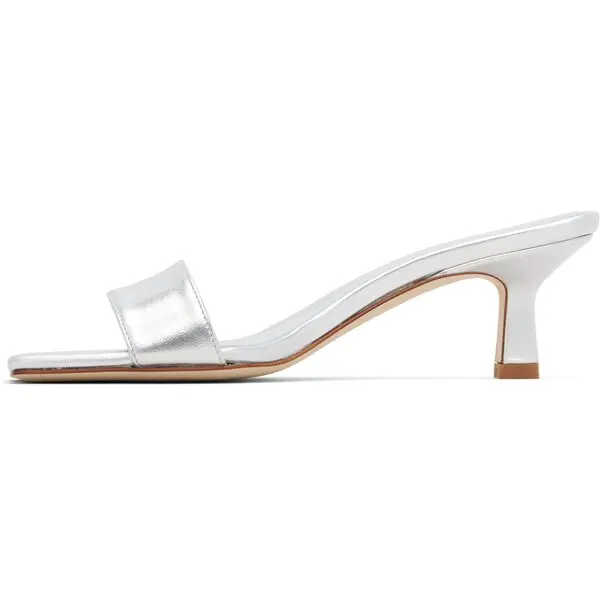 AeydĒ Gilly Sandals