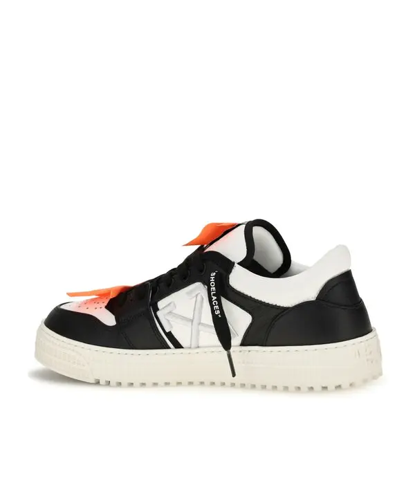 Off-White Lace-up Low-top Sneakers