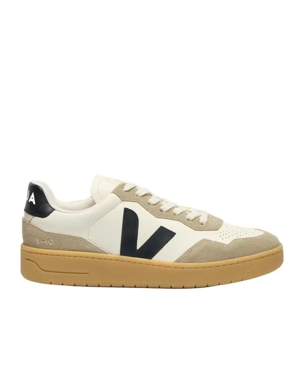 VEJA V-90 Low-top Sneakers - No