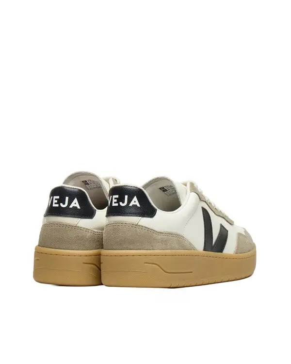 VEJA Lace-up Sneakers
