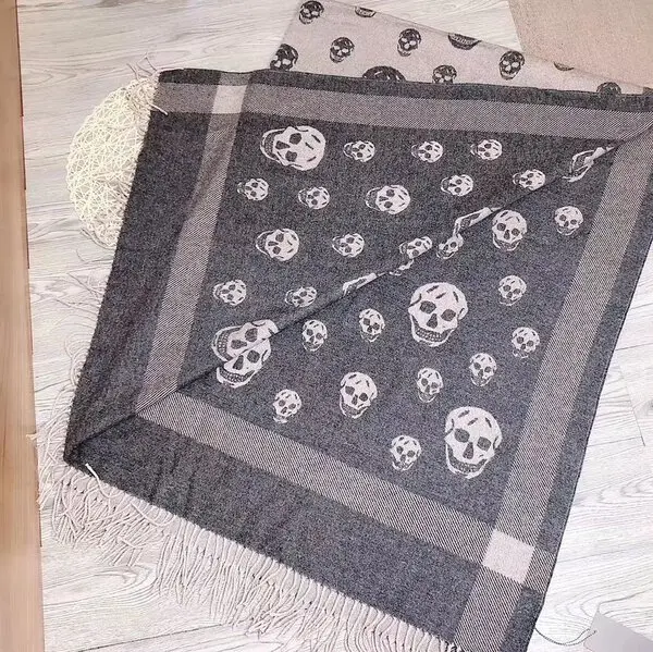 Alexander McQueen Skull Print Fringed Scarf
