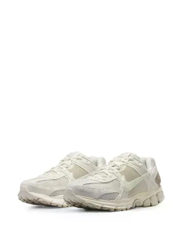 Nike Zoom Vomero 5 Paneled Sneakers - Neutrals