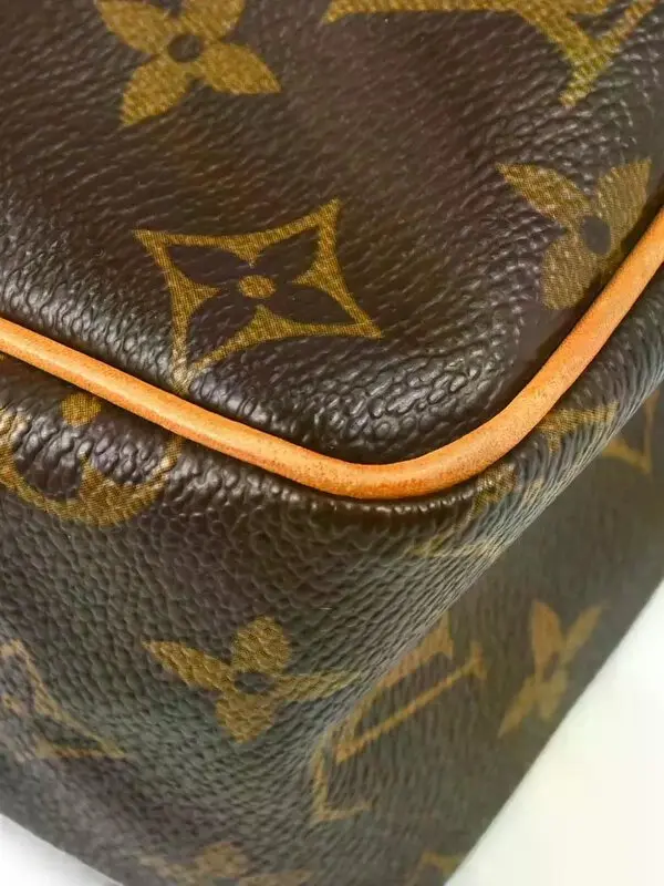 LOUIS VUITTON Monogram Canvas Shoulder Bag