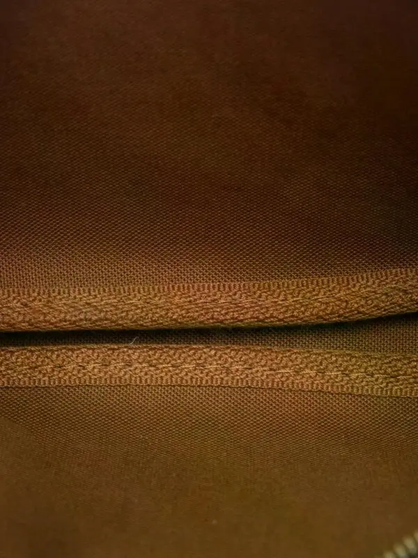 LOUIS VUITTON 1997 Monogram Pochette Accessoires Shoulder Bag