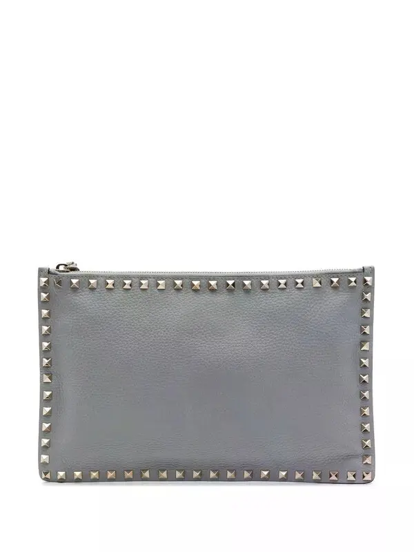 Valentino Garavani Grained Calfskin Rockstud Zip Clutch Bag - Grey
