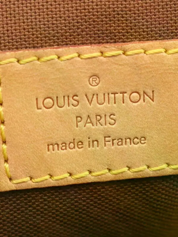 LOUIS VUITTON Monogram Tivoli Gm Shoulder Bag - Brown