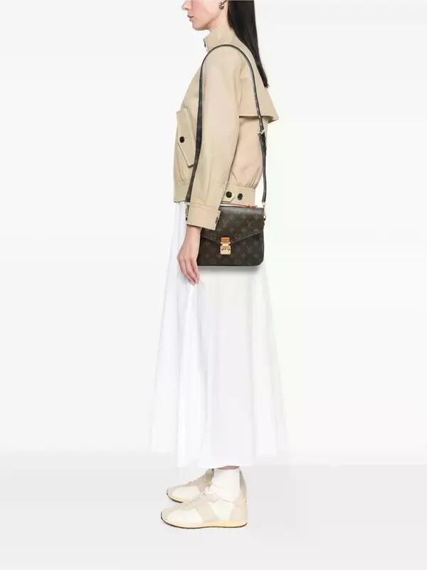 LOUIS VUITTON 2016 Monogram Pochette Metis Satchel - Brown