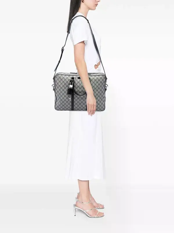 Gucci Gg Supreme Business Bag