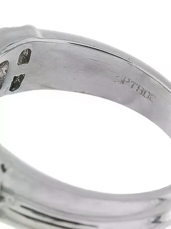 LB EXCLUSIVE Platinum Marquise-cut Diamond Ring With Rond-cut Diamonds