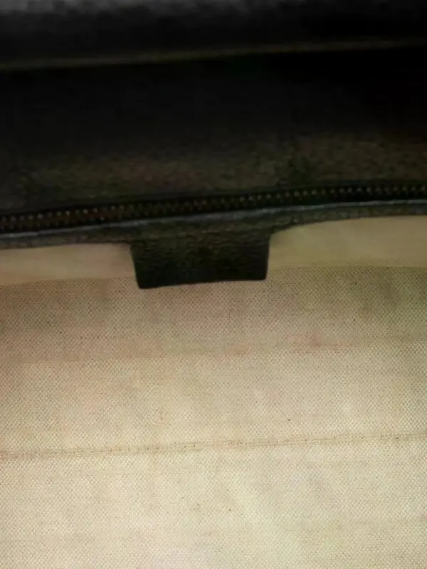 Gucci Small Gg Marmont Grained Calfskin Top Handle Satchel - Black