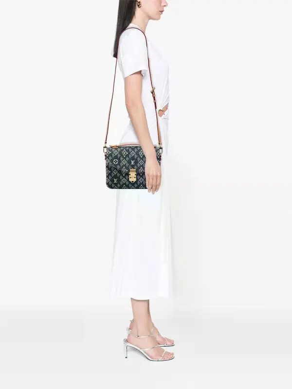 LOUIS VUITTON 2020 Since 1854 Pochette Metis Satchel - Blue