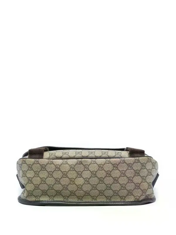 Gucci Gg Supreme Crossbody Bag