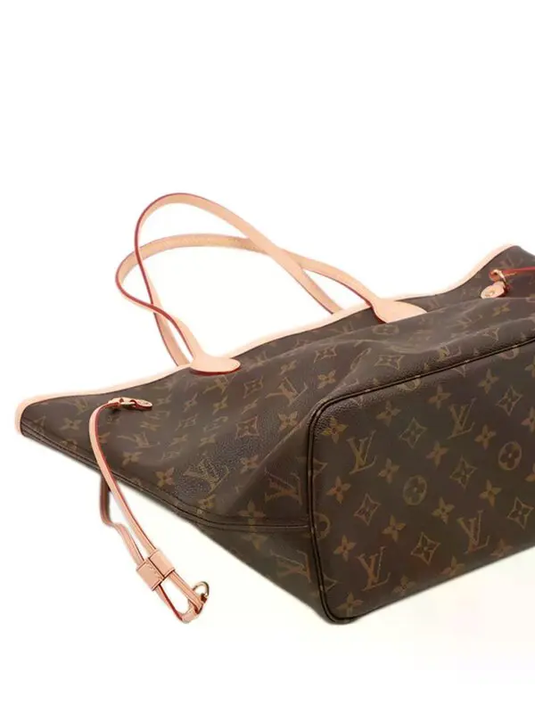 LOUIS VUITTON Monogram Neverfull Mm Tote Bag - Brown