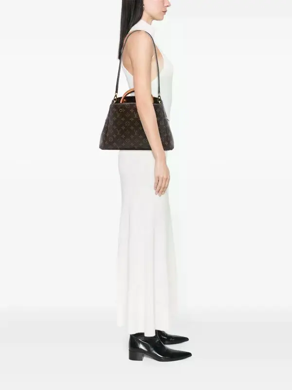 LOUIS VUITTON 2017 Monogram Montaigne Mm Satchel - Brown