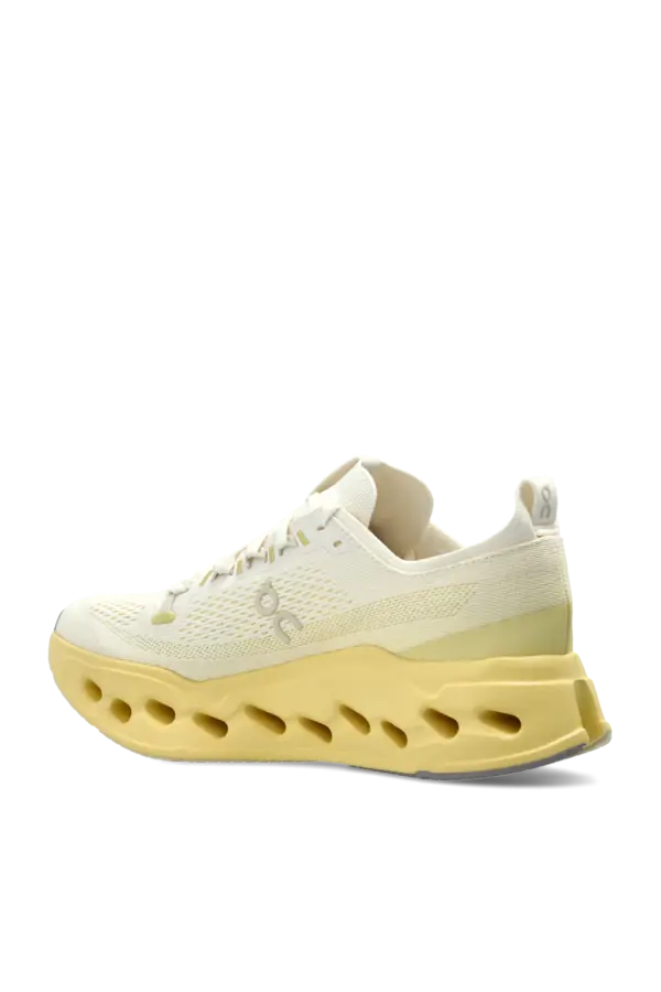 On Cloudsurfer Max’ Sports Shoes