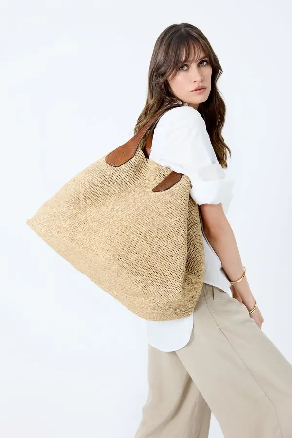I BELIV Rio Tea Raffia Crochet Bag
