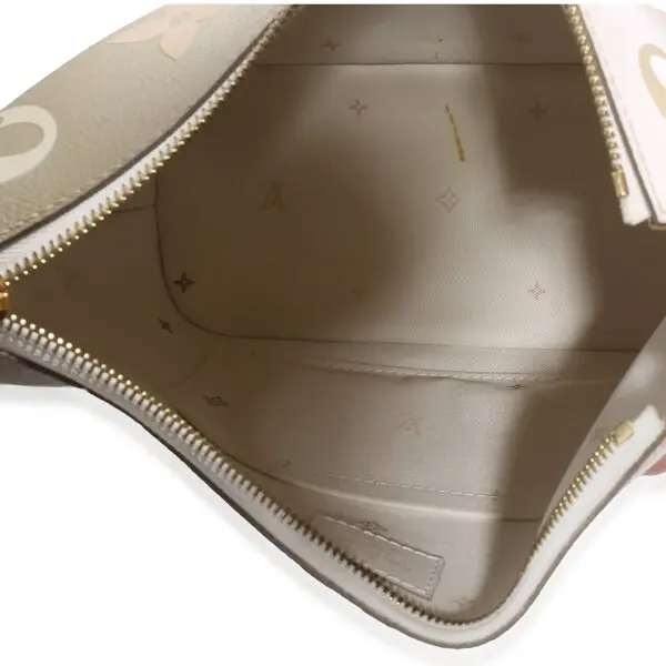 LOUIS VUITTON Monogram Giant Spring In The City Marshmallow Hobo Bag