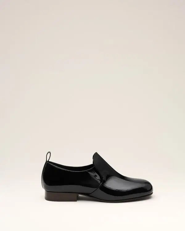AMI Paris Flat Patent Leather Shoes