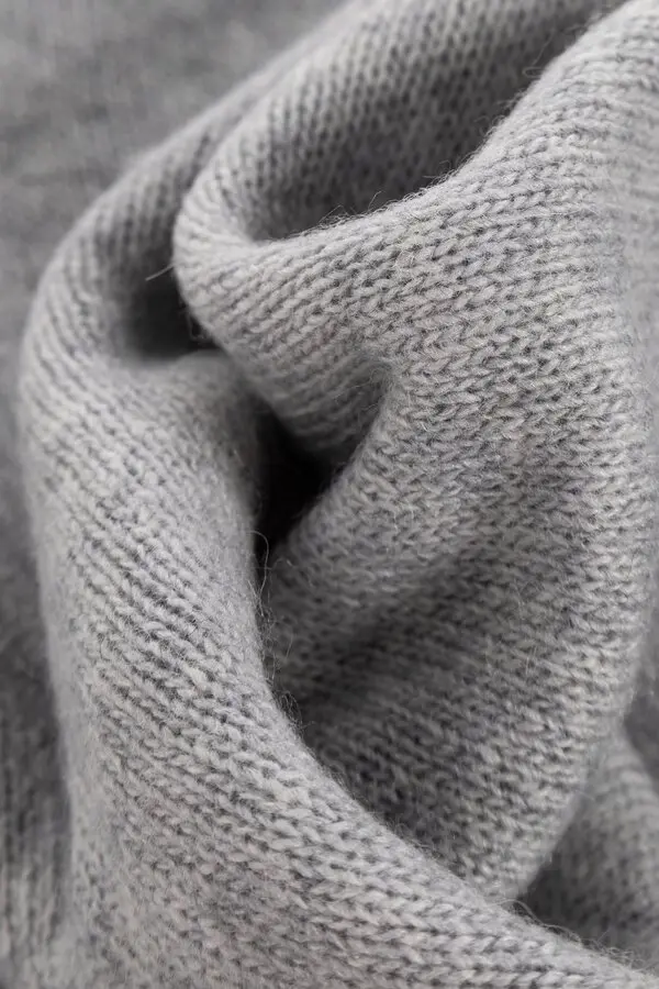 Moschino Logo-detail Scarf