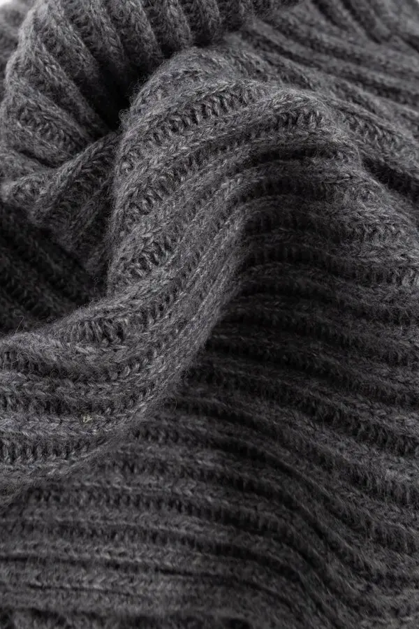 Moschino Intarsia Knit Logo Ribbed Scarf