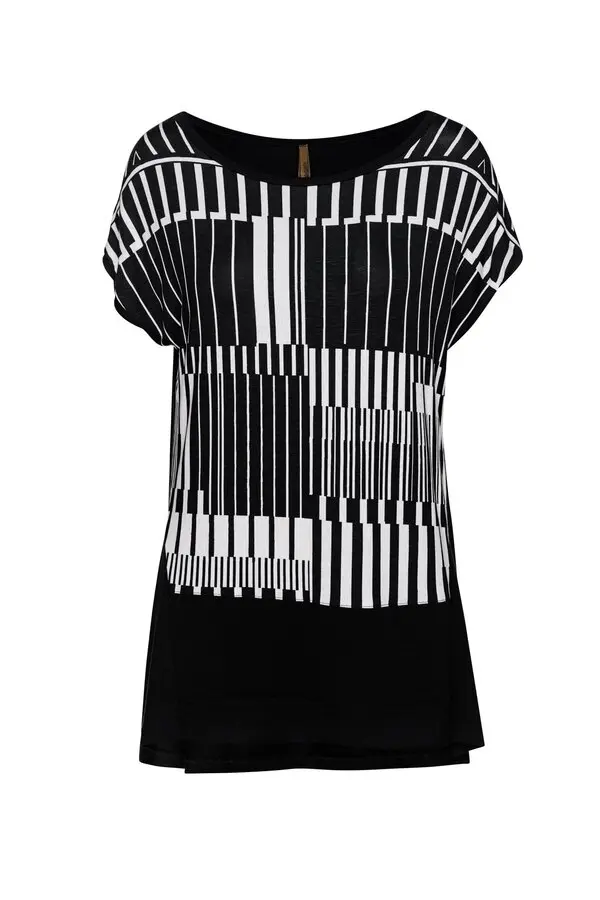 CONQUISTA Print Sleeveless Top In Fashion - Black
