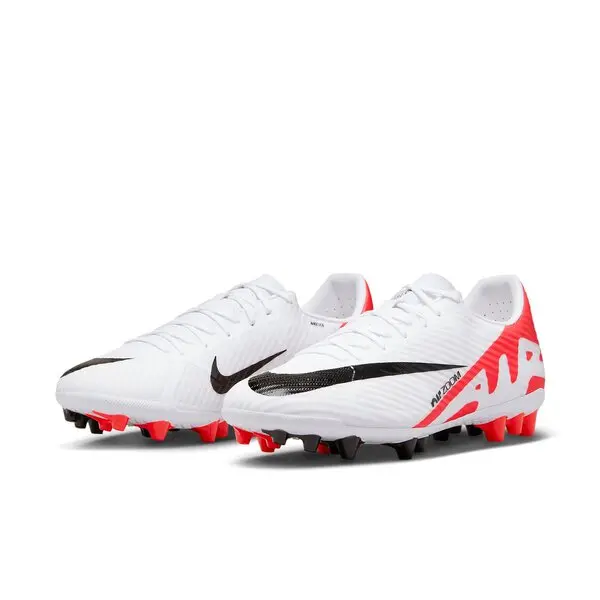 Nike Mercurial Vapor 15 Academy Ag Low-top Sneakers - Black/white