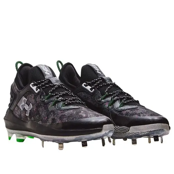 Under Armour Harper Low St Athletic Cleats