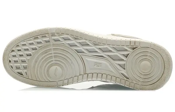 LI-NING Classic Skateboarding Sneakers