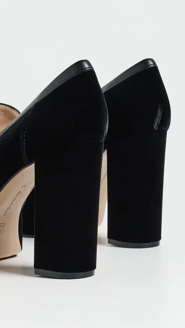 GIANVITO ROSSI Hadden Velluto Calfskin Heels