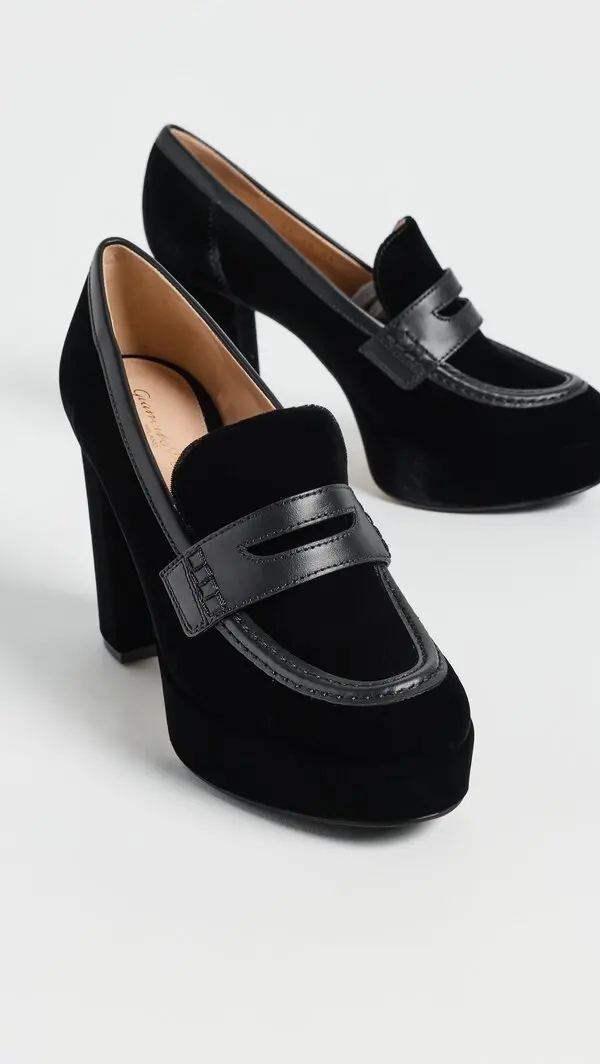 GIANVITO ROSSI Hadden Velluto Calfskin Heels